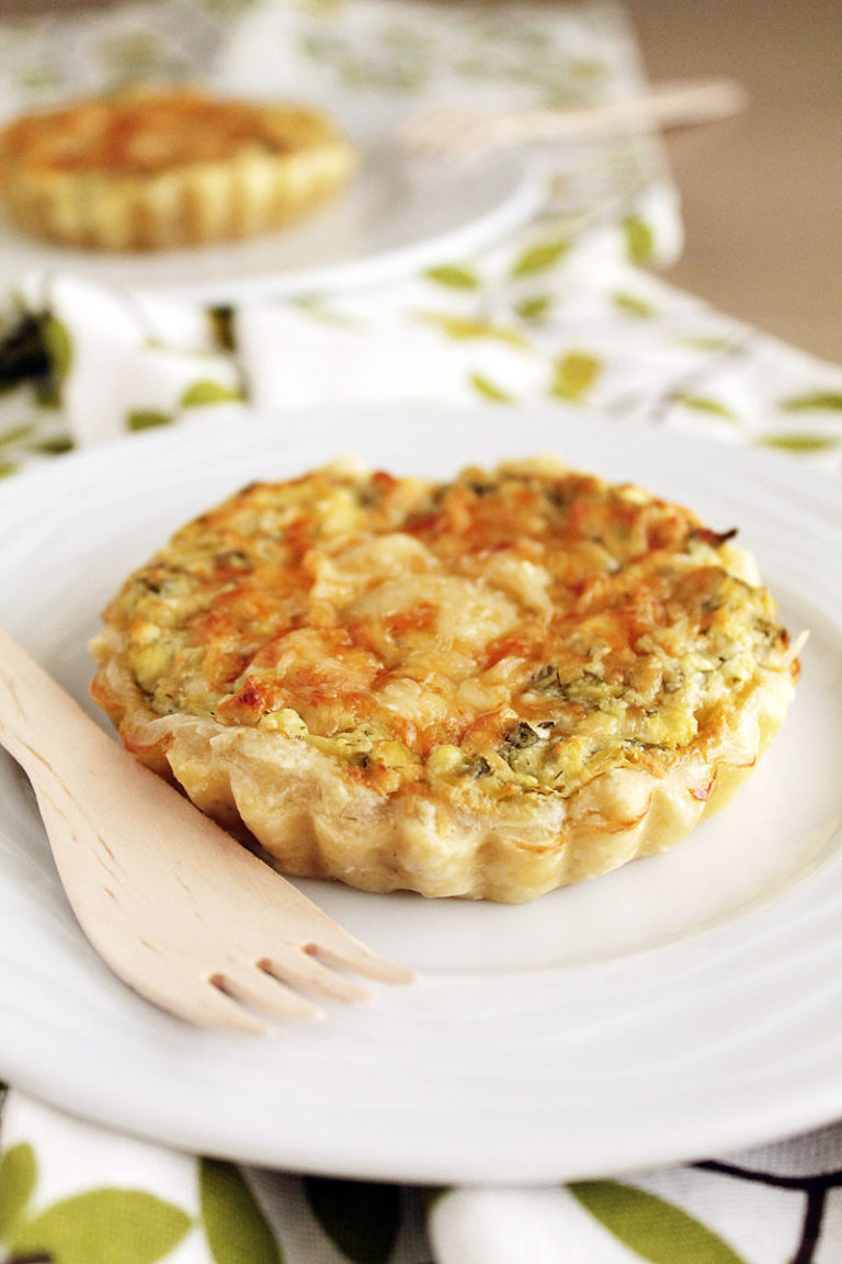 Αρωματική τάρτα με κολοκυθάκια και φέτα - The one with all the tastes