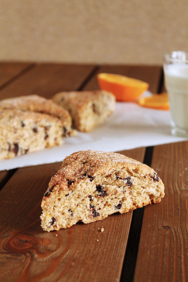 Scones με ξινόγαλα και κομμάτια σοκολάτας - The one with all the tastes